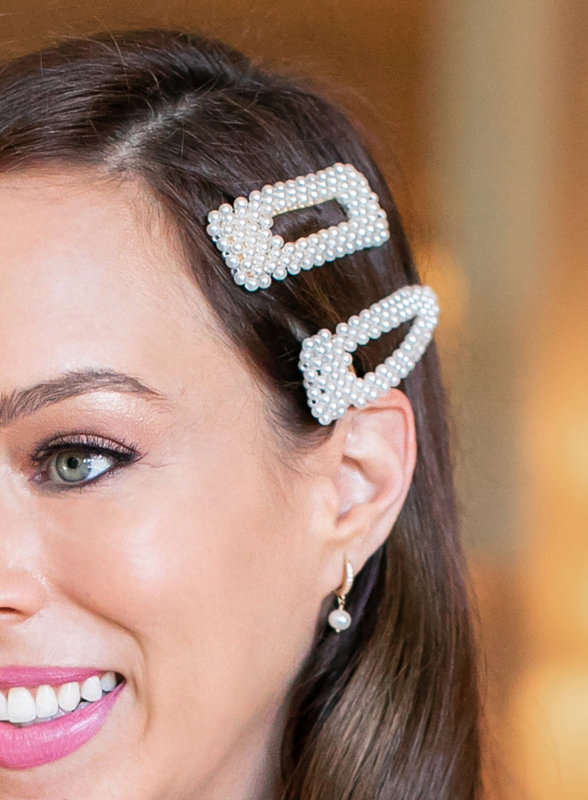 The $4 Pearl Hair Barrette That’s Taking Over Instagram - Sydne Style