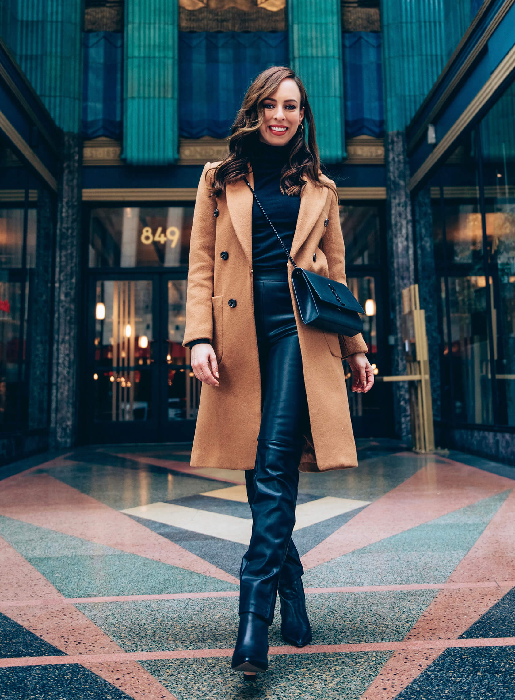 How to Create a Winter Capsule Wardrobe With 11 Fashion Staples - Sydne ...