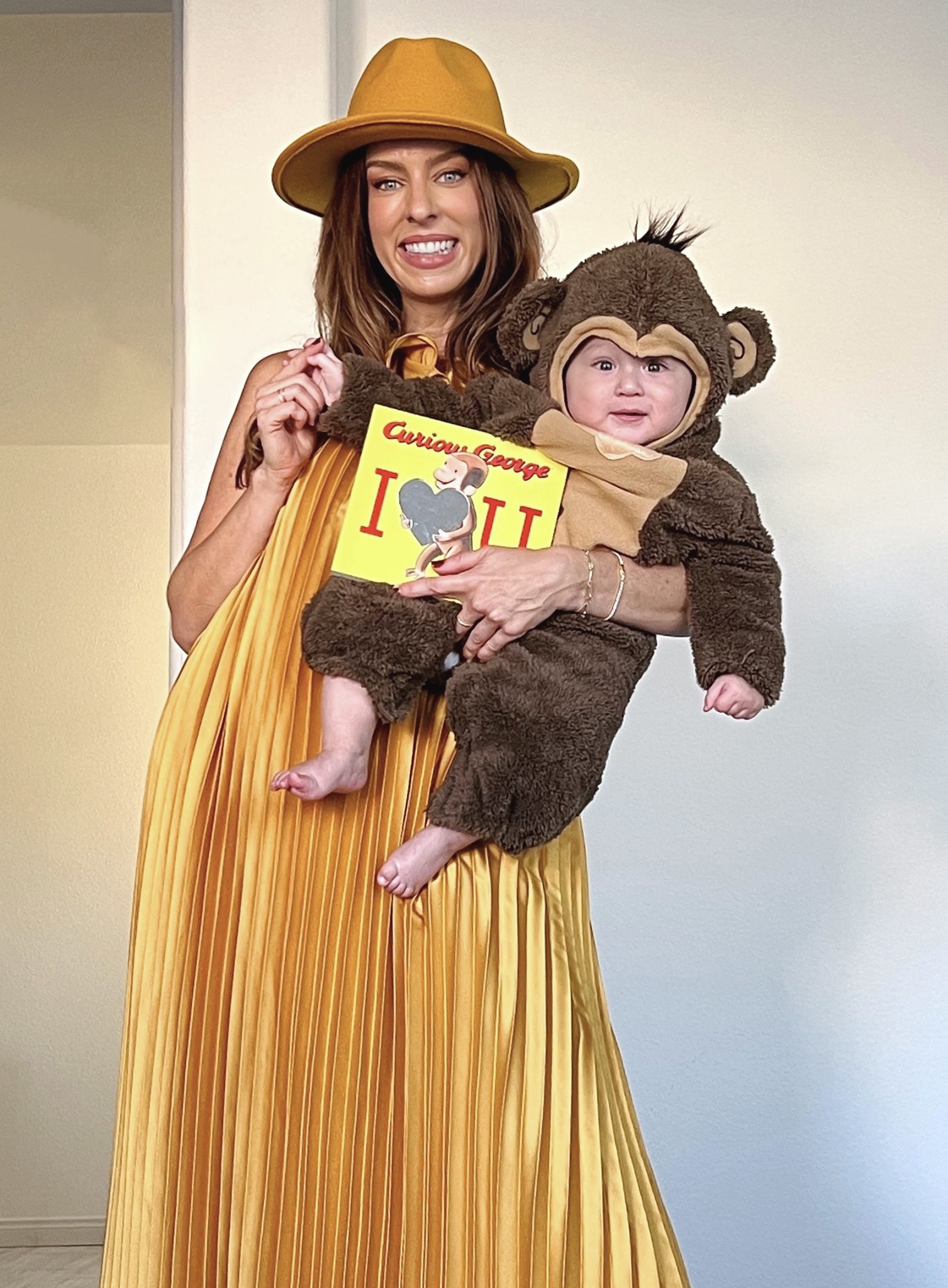 8 Mom and Baby Halloween Costume Ideas - Sydne Style