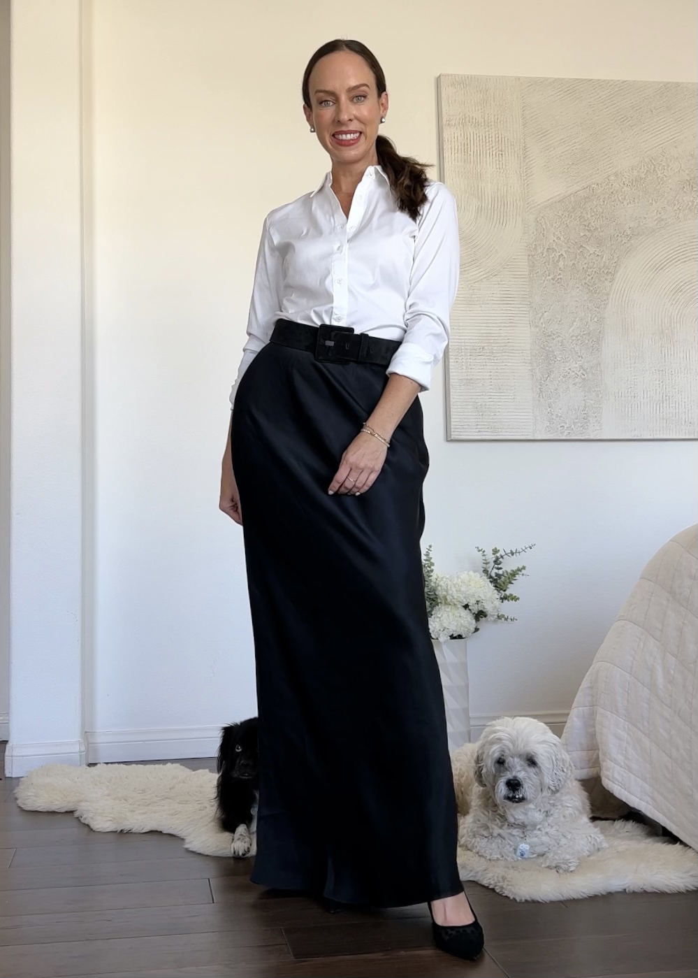 Here are Simple Holiday Party Outfits To Wear Year After Year - Sydne Style